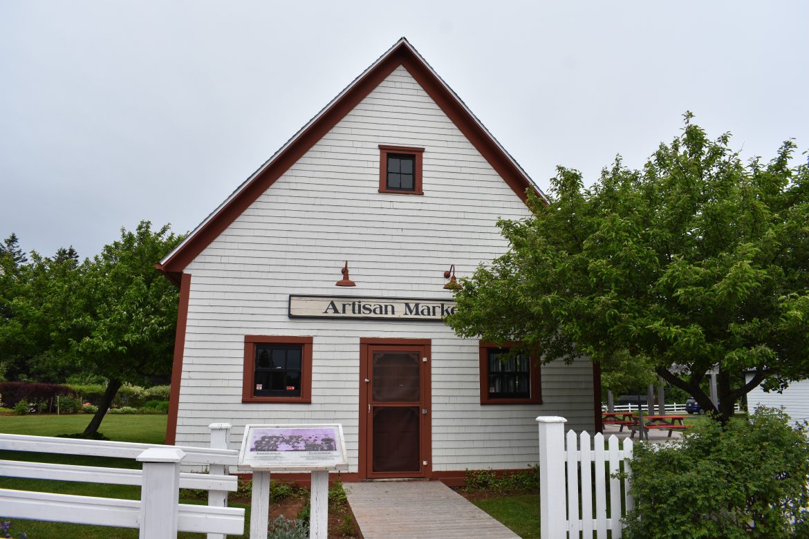 Shops – Avonlea Village